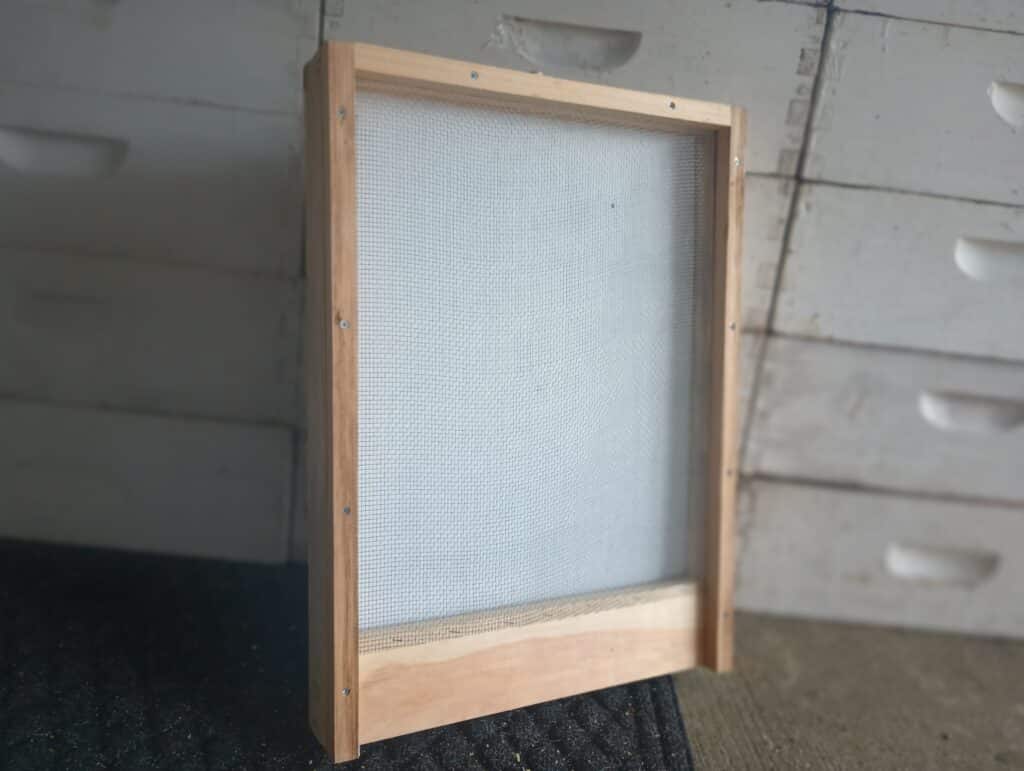 Screened Bottom Board - Zack's Bees